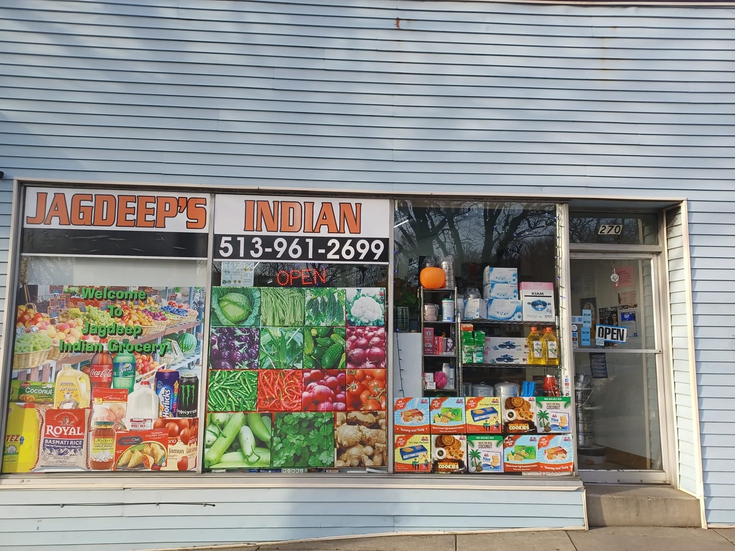 Four Grocery Stores In Clifton - Gaslight Property