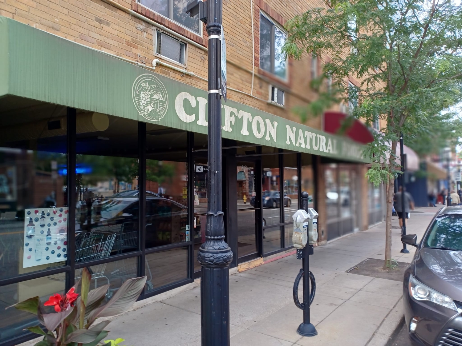 Four Grocery Stores In Clifton - Gaslight Property